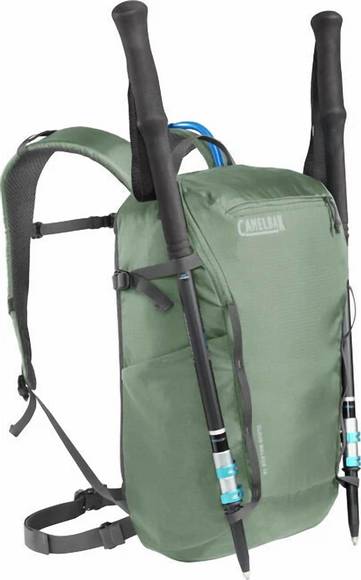 Camelbak | Bags | New Camelbak Cloud Walker 8 Hydration Backpack In ...